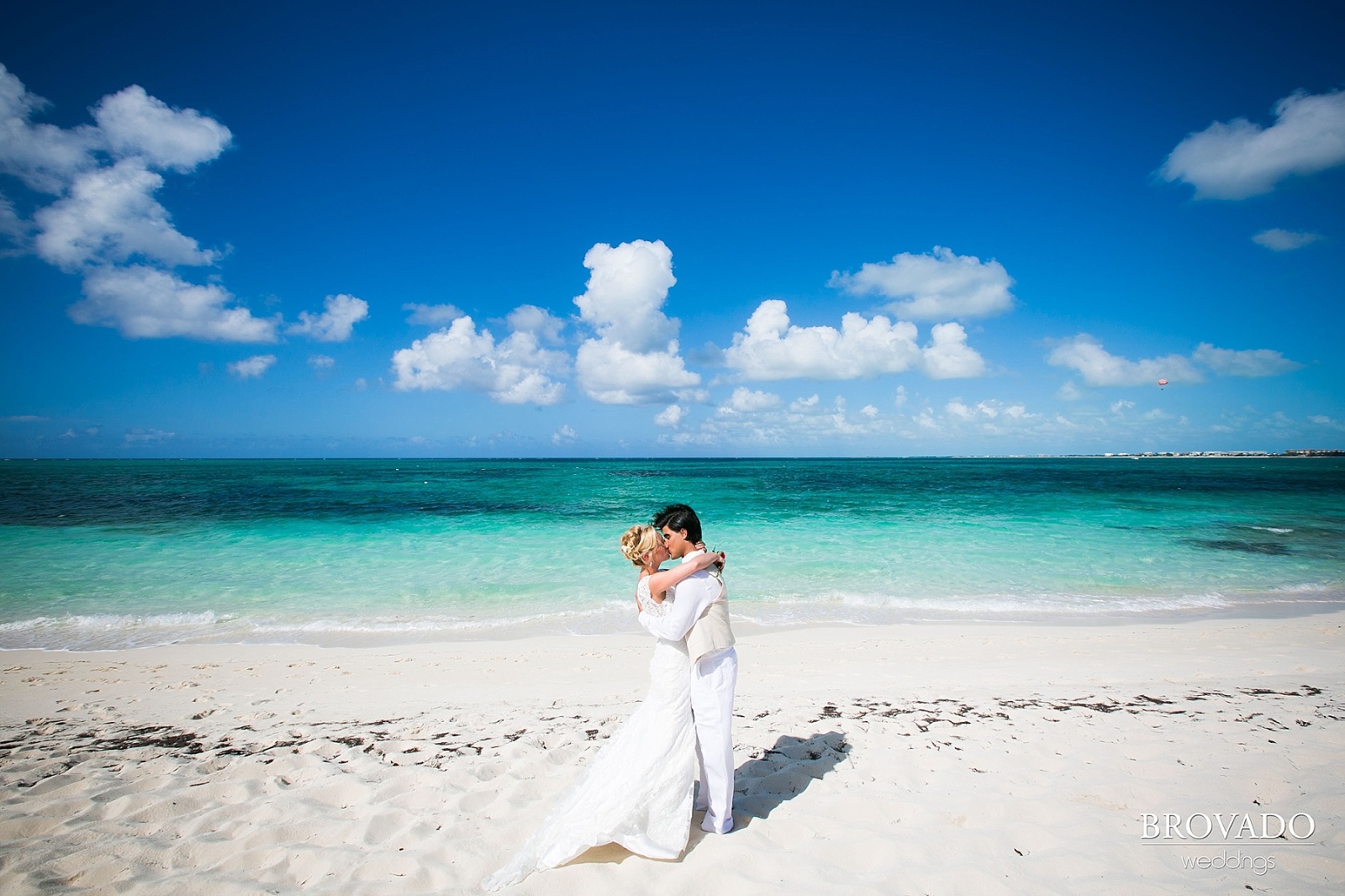 Becca & Andy’s Destination Wedding in the Bahamas | Minneapolis Wedding and Engagement ...